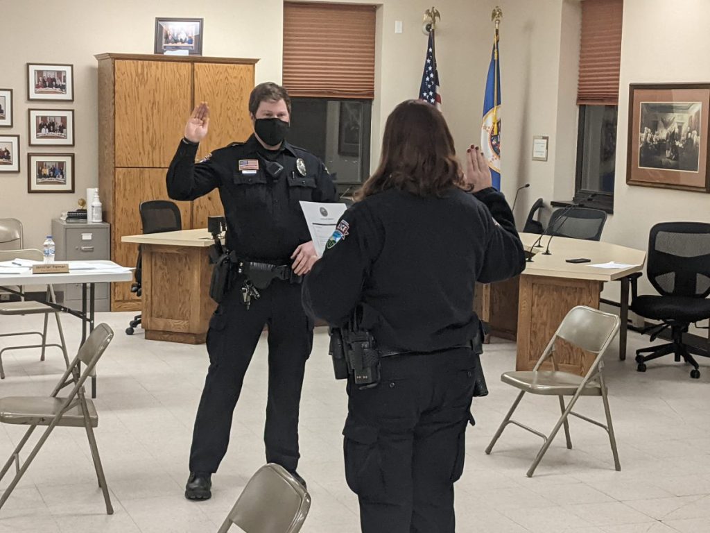 Winthrop’s new officer sworn in – Winthrop News